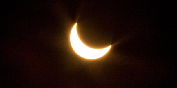 Wir haben freie Sicht auf Sonnenfinsternis :: wetter.at